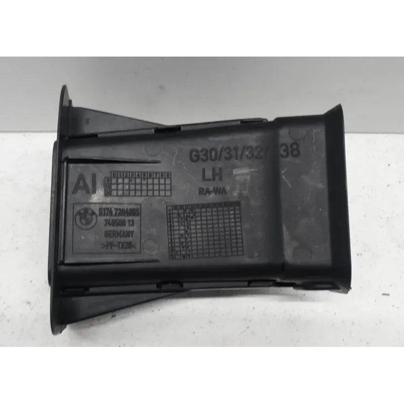 gaine d'air frein passage de roue gauche G30/F90/G31/G32 GT/F91/F92/F93 ...